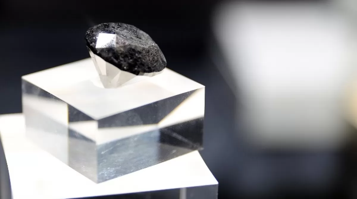 China's diamond imports bounce up in H1 | Ukrainian news