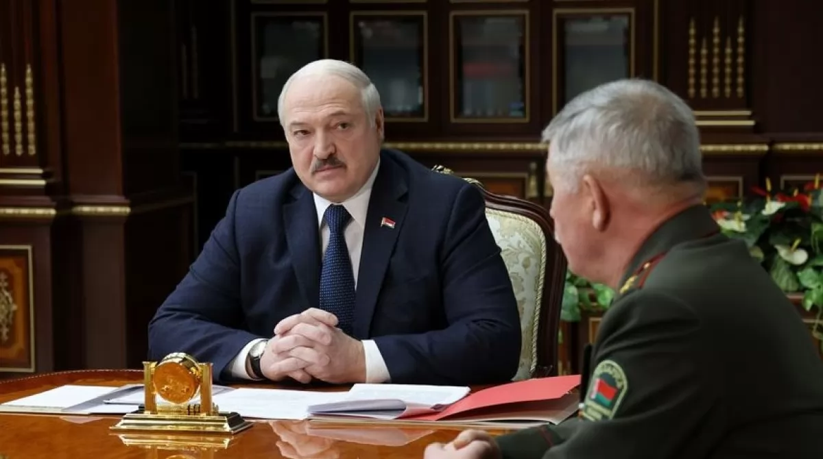 Lukashenko To Deploy Contingent Of Belarusian Army On Border With ...