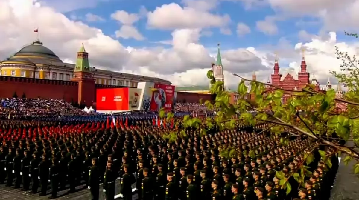 Parade On Red Square Took Place Without Aviation | Ukrainian news