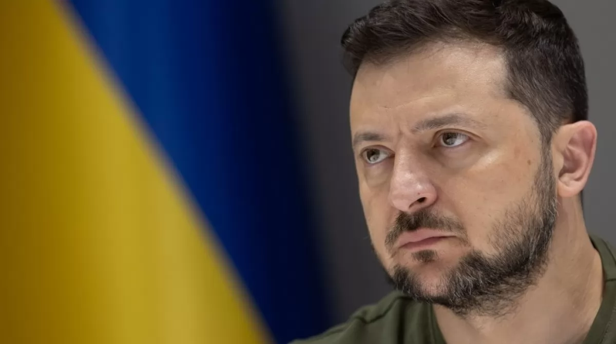 Zelenskyy Recognizes Putin's Decrees On Independence Of Ukrainian ...