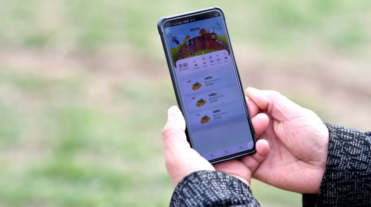 China's mobile phone shipment volume drops in 2022 | Ukrainian news