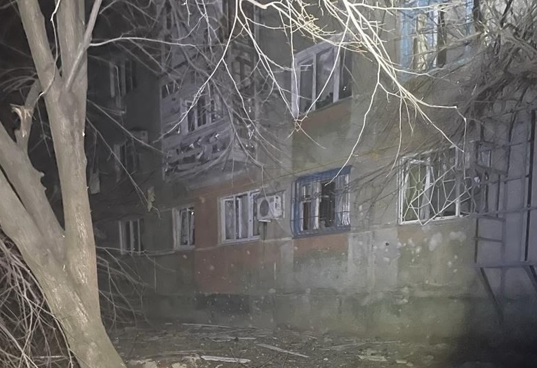 Через обстріл Курахове частково залишилося без світла | Українські Новини