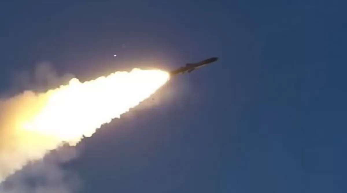 5 out of 6 russian ballistic missiles hit targets in Kyiv Region — Air ...