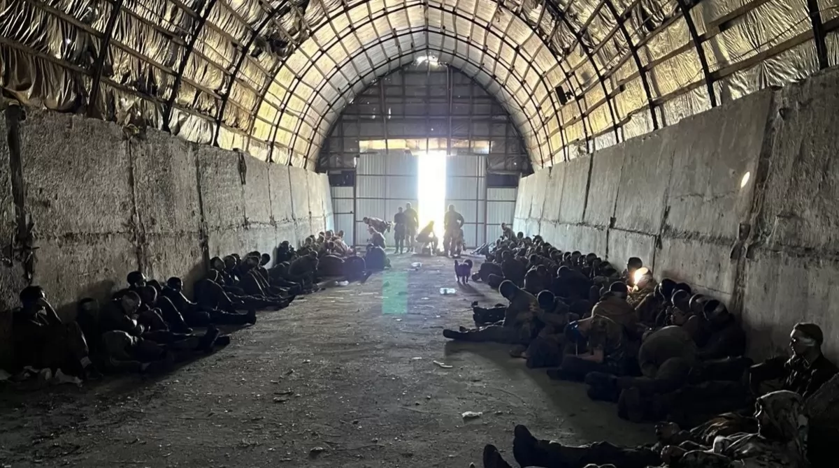 SSU captures over 100 russian soldiers during operation in Kursk Oblast ...