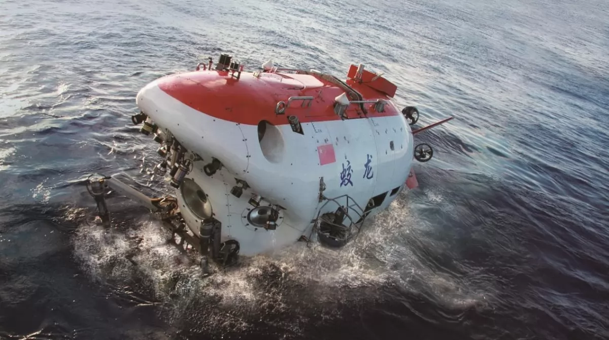China's manned deep-sea submersible completes 300th dive | Ukrainian news