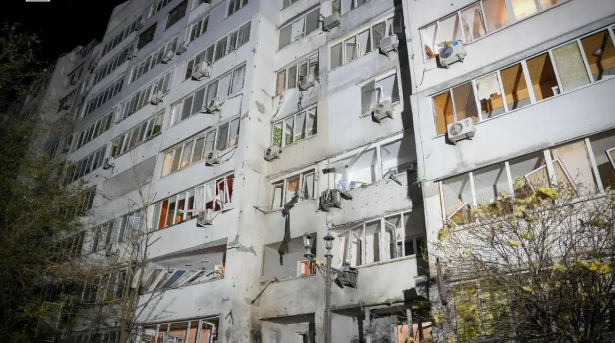 Russians attack Odesa with drones at night: 11-story building damaged ...