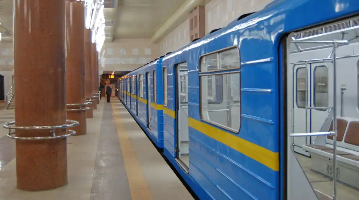 Kyiv Metro to operate with restrictions: trains run at changed ...