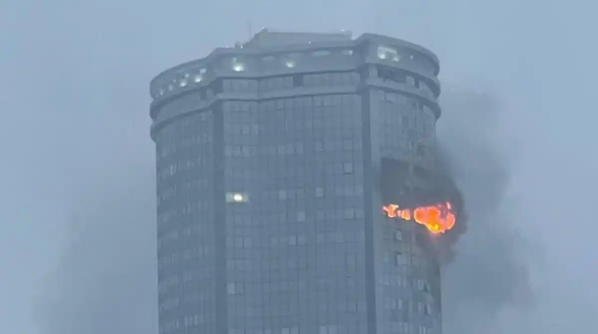 Drones flew into high-rise buildings in Kazan, russia - social networks ...