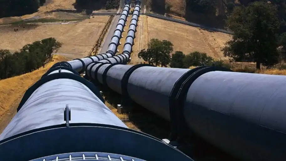 Russian oil flows through Druzhba to Hungary and Slovakia at full ...