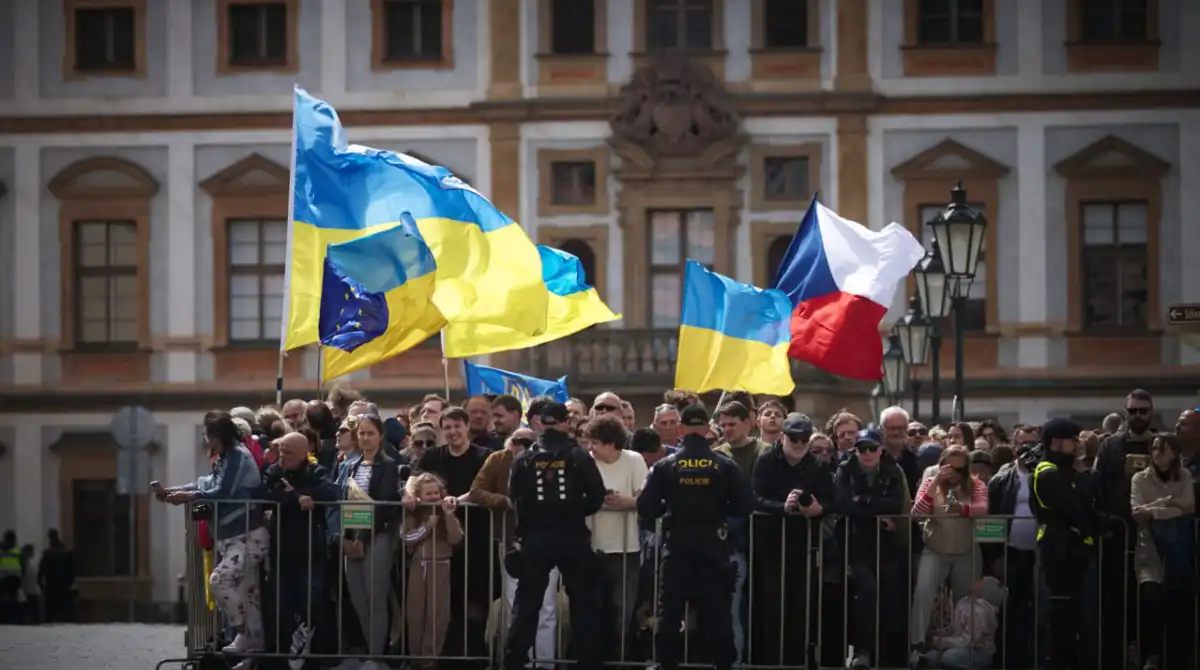 Ukraine and Czech Republic agree to open Unity Hub to facilitate return ...