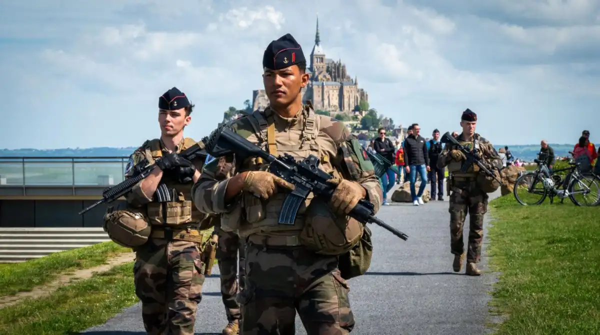 France talking about deploying its troops to Ukraine again: certain ...