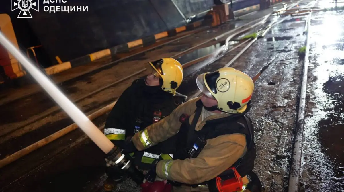 Russians attack civilian vessel in Chornomorsk port | Ukrainian news