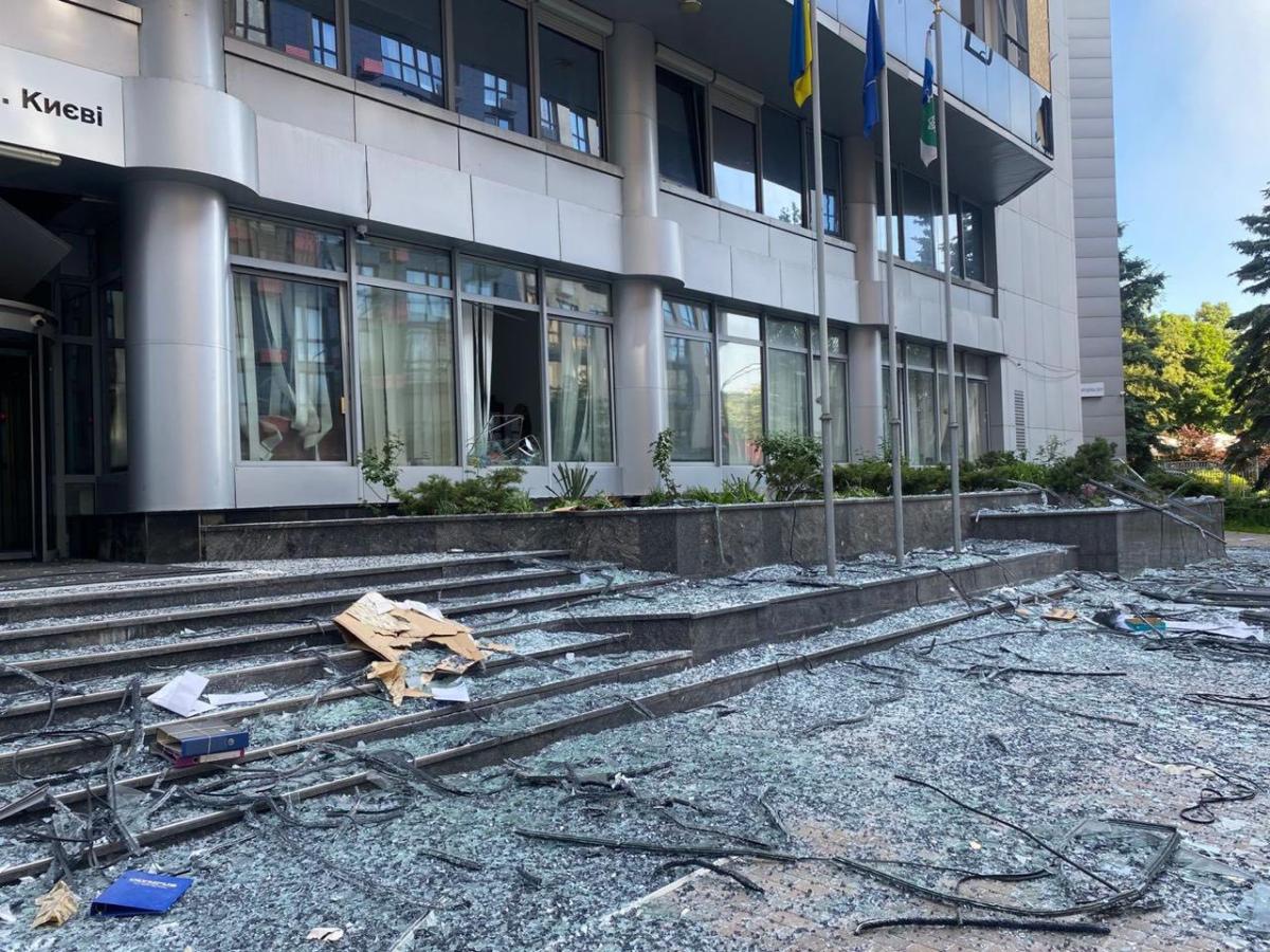 RF damages building of Tax Service | Ukrainian news