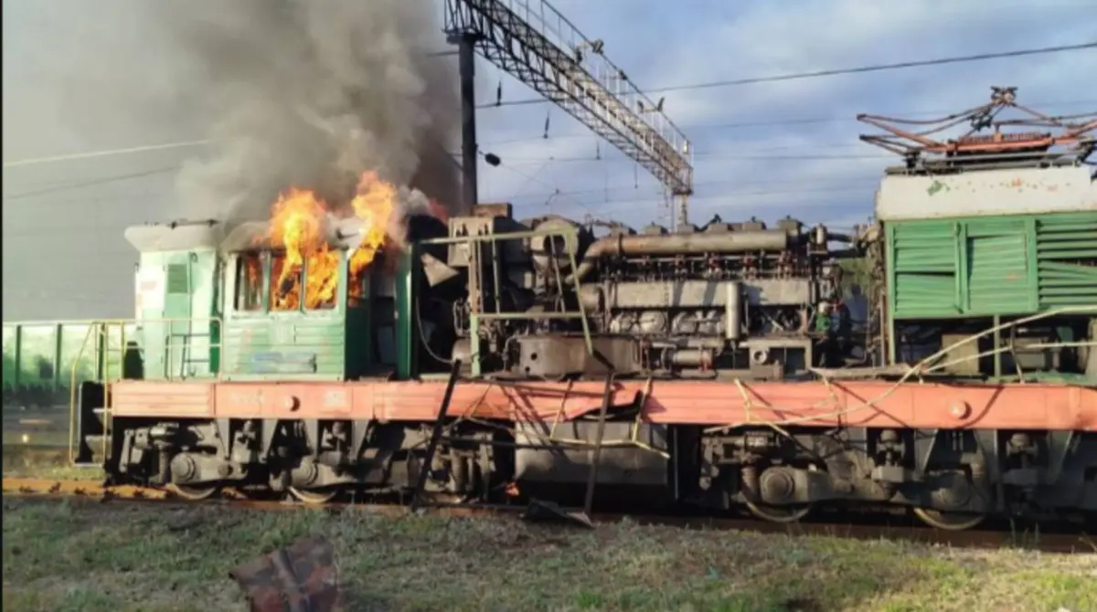 Locomotives in Kharkiv Region damaged and two railway workers injured ...
