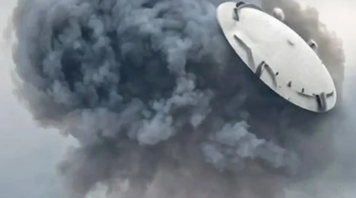 Lid of Moscow refinery tank was blown off due to russian air defense ...
