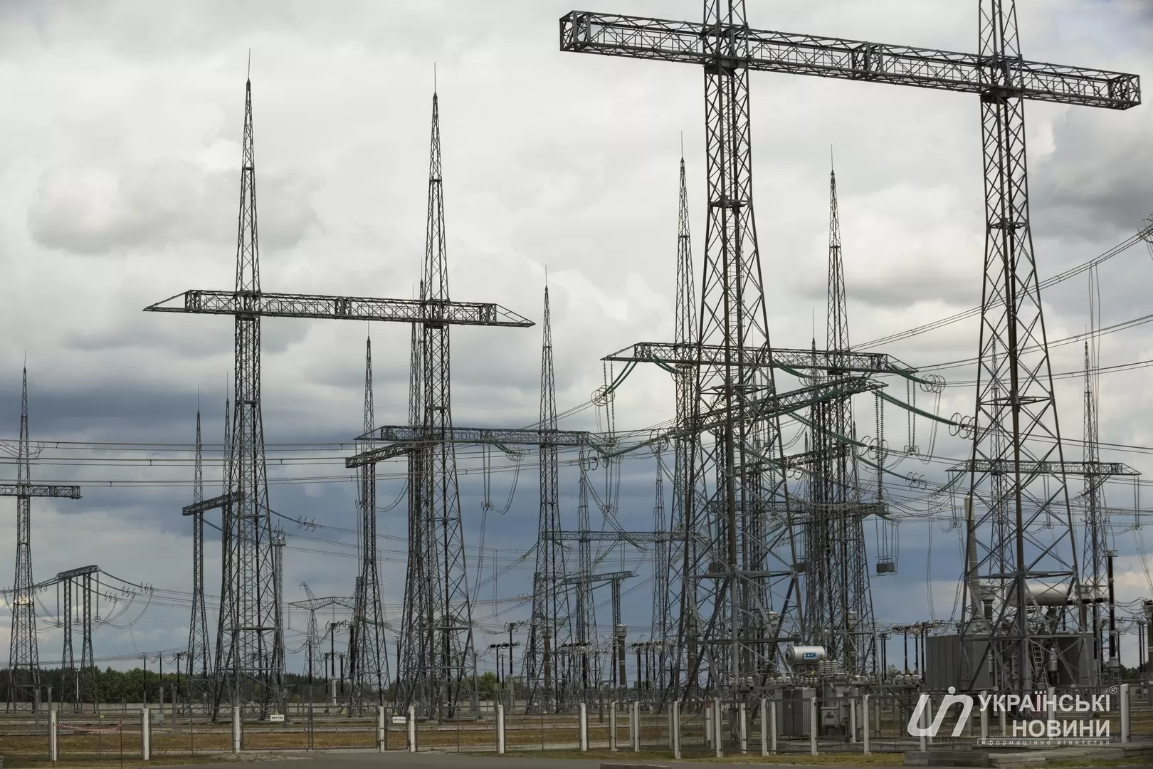Ukrenergo Completes Construction Of 330 kV High-Voltage Line In Western ...